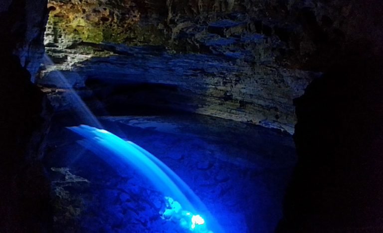 The Poço Encantado and the Poço Azul - Tour - Tours Bahia